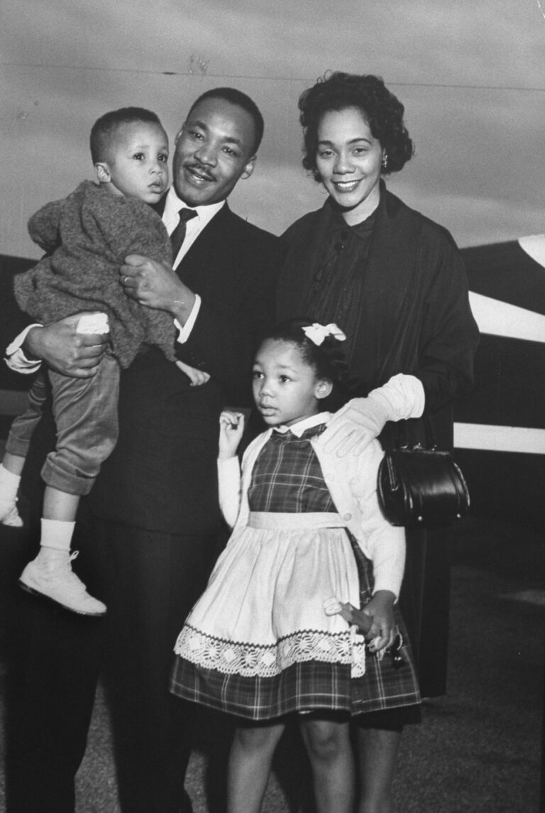 Dr. Martin Luther king Jr, Wiki, Age, Early Life, Children ,Spouse ...