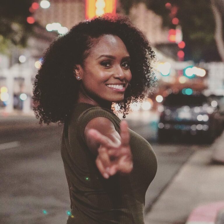 Kelly Costa Bio, Age, Height, Fox, Husband, Family, Net Worth