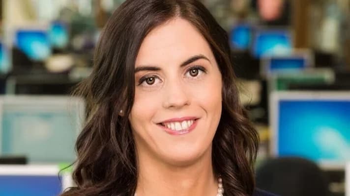 Sinéad Hussey Bio, Height, RTÉ News, Age, Husband, Salary, Family, Net ...