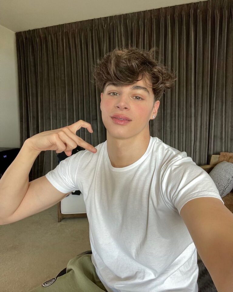 Pierre Boo Bio, Trivia, Family, Birthday, YouTube, Real Name, Net Worth